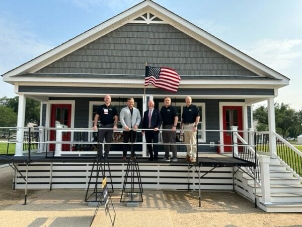 Cavco Completes Acquisition of American Homestar